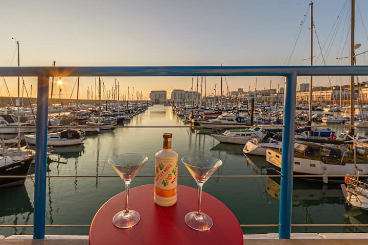 The Marina Retreat -Free Parking - Sussex