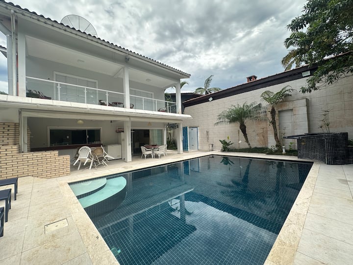 Ampla E Linda Casa | 5 Suítes | Riviera Mód 28 - Bertioga