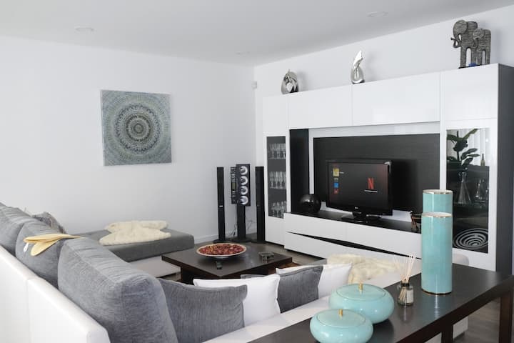 Ruhiges Modernes Haus - Cacia