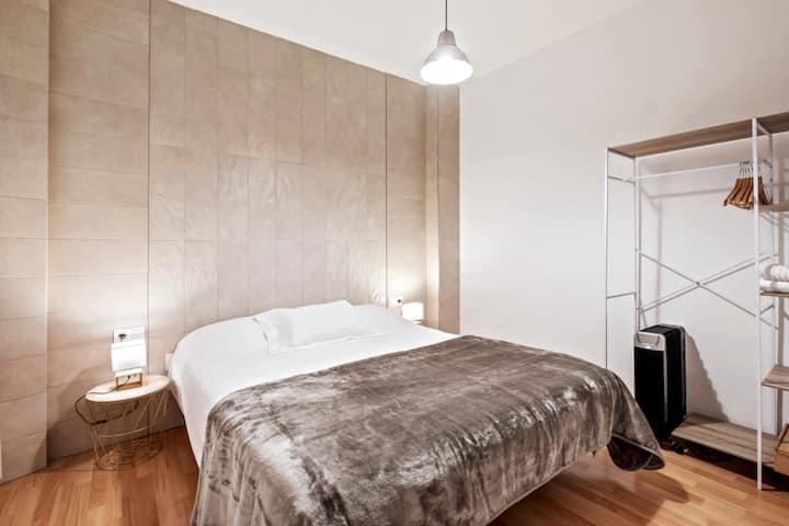 Apartamento Plaza De La Merced - Málaga