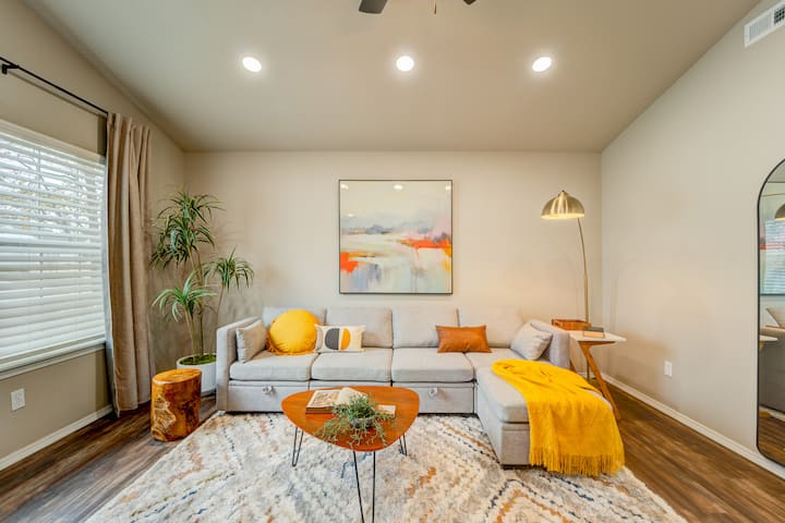 Trailside Modern 2-bed, 1-bath - Rogers, AR