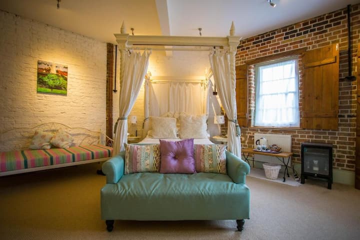 Exclusive Use For Christmas (3 Day Booking) - Camber Sands