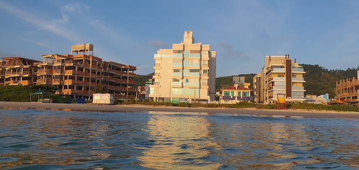 Apartamento Com Vista Para O Mar - Governador Celso Ramos