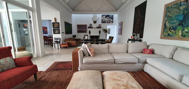 Casa De Cinema No Guedala. - São Paulo