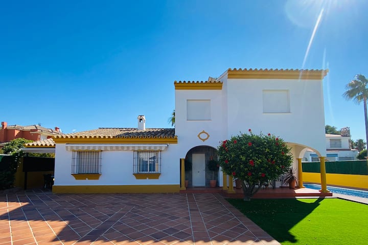 Maravillosa Villa En Marbella Con Piscina & Playa - Marbella