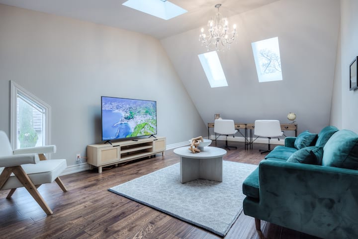 Luxury North York Home With Lofted Master Suite - Vaughan