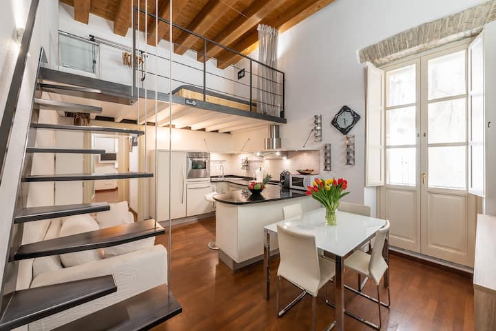 Appartamento Deluxe C/ascensore In Castello Duomo - Cagliari