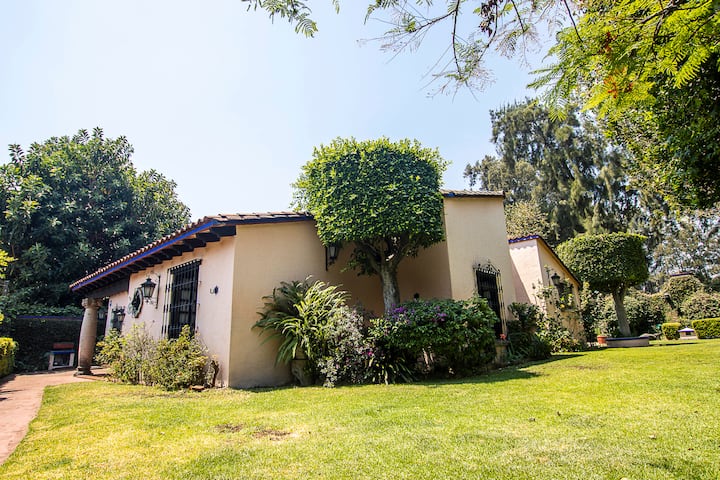 Cálida Y Acogedora Casa Colonial - Cuernavaca
