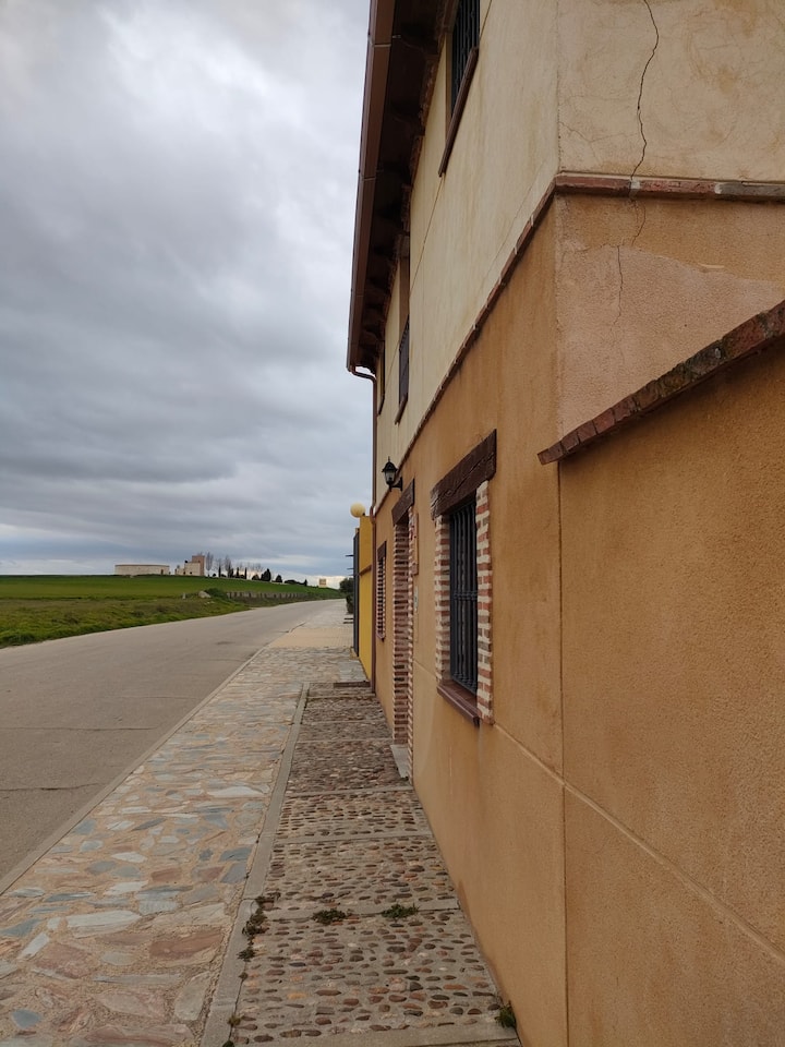 Casa Rural La Cañada - Madrigal de las Altas Torres