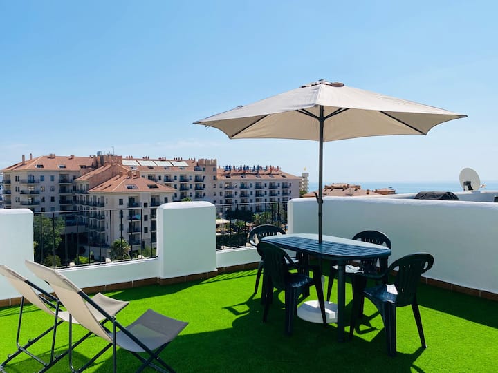 Fantástico Dúplex Con Piscina, Parking & Solárium - Benalmádena