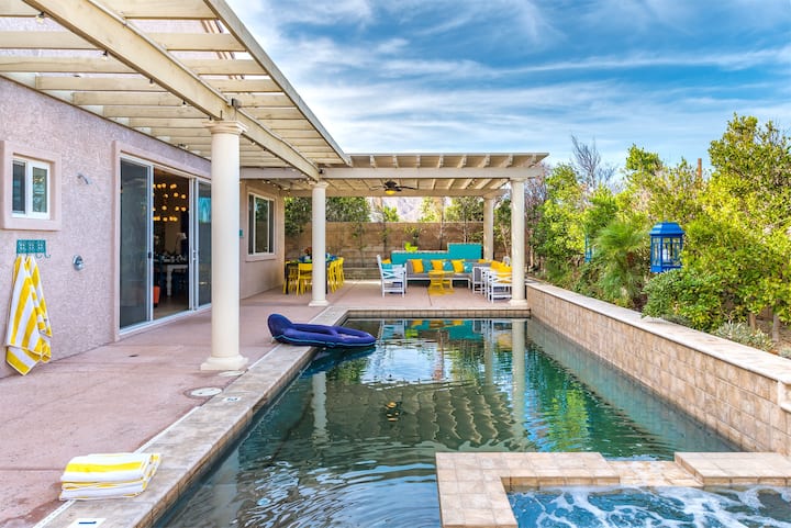Desert Oasis: Heated Pool & Spa, Family Friendly - Palm Springs, CA