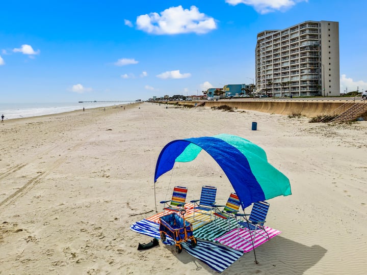 Stunning Views 2/2 Pool Hottub Pickleball Tennis - West Beach, TX