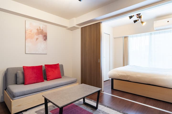 梅田駅、大阪駅まで電車で20分/新大阪駅へ乗り換えなし/線路沿いのお部屋/artn C01 - Osaka