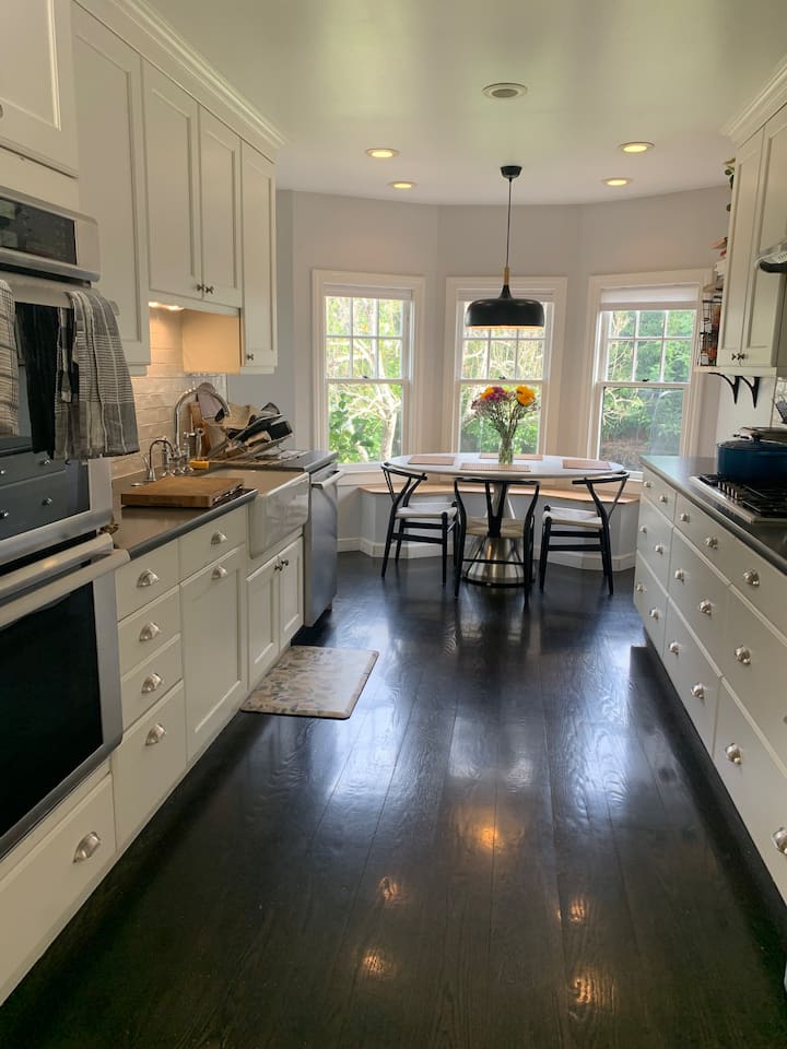 Family Home In Yolanda Park - San Rafael, CA