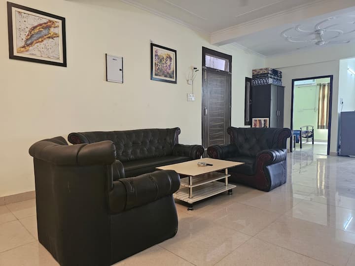 3 Bhk In Krishna Nagar Lucknow - Lucknow