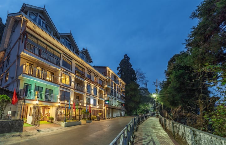 Alaya Heritage Resort - Darjeeling