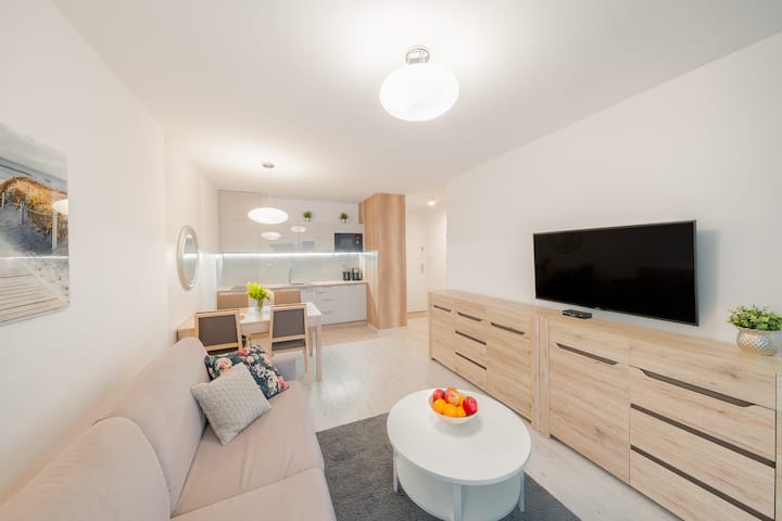 2-room Apt Netflix & Fitness – Parking, Pets - Kołobrzeg