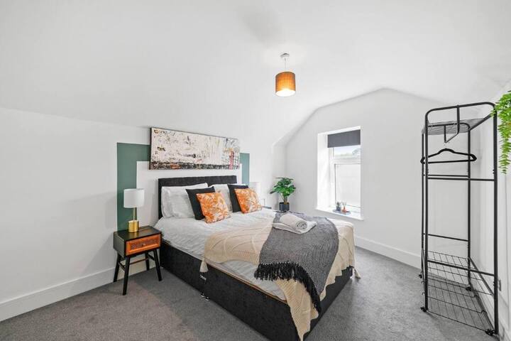 25% Off Stylish House In Nottingham - Parking - Mansfield
