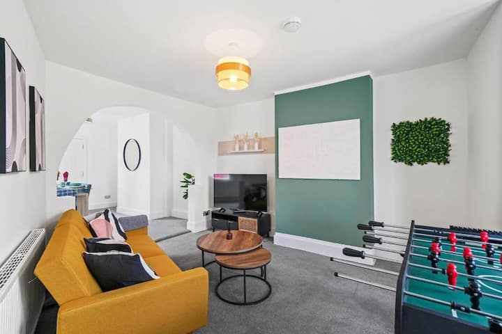 Stylish House In Nottingham - Sleeps 5 - Sherwood Forest