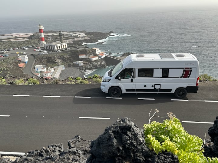 Camper En La Isla De La Palma -