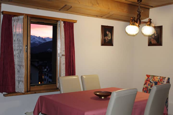 Casa Linda - Privatzimmer - Flims