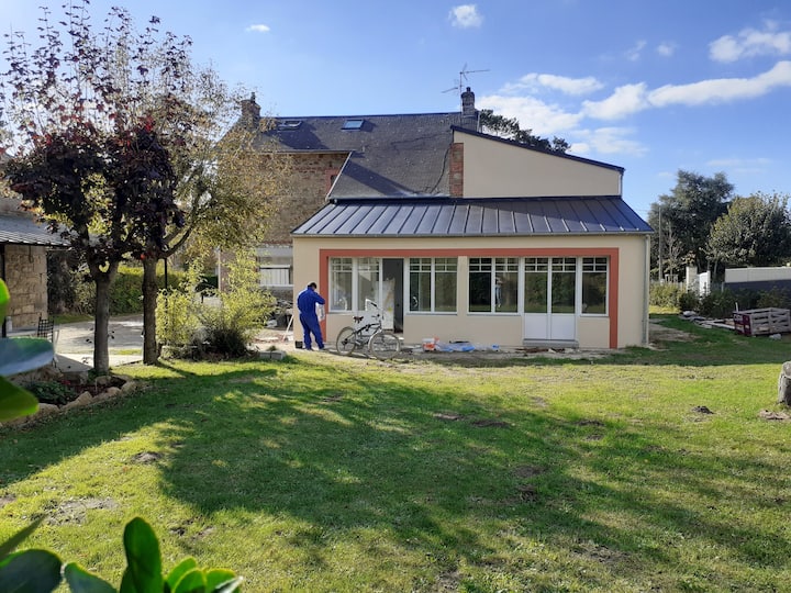 Grande Maison Familiale Proche Tennis Et Plage - Jullouville