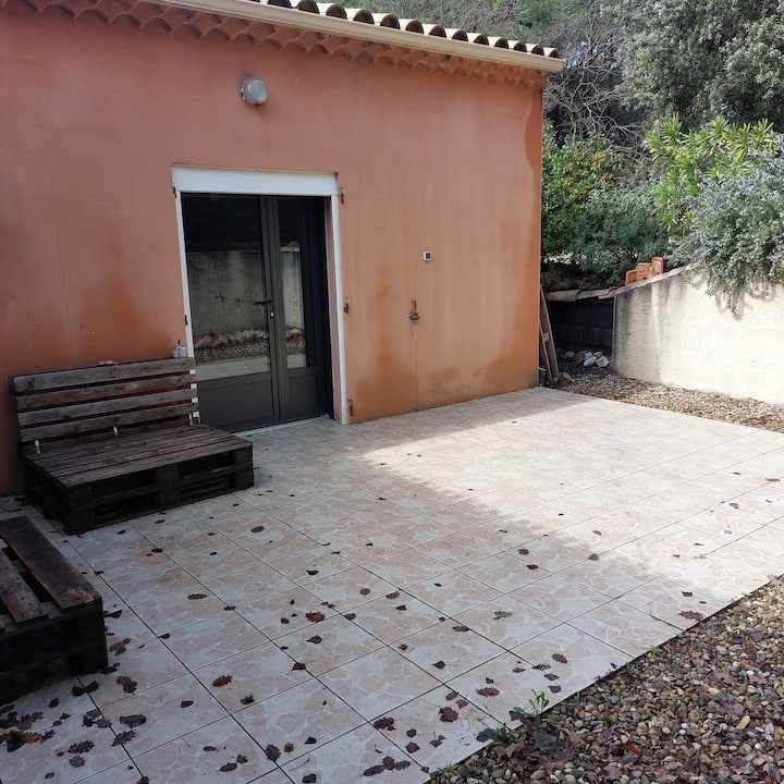 Maison 2 Chambres Avec Terrasse - Suze-la-Rousse