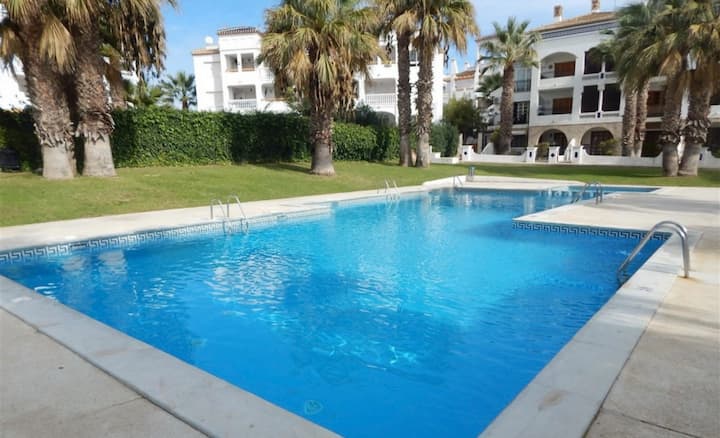 Prime Location 2 Bed 2 Bath - Cabo Roig