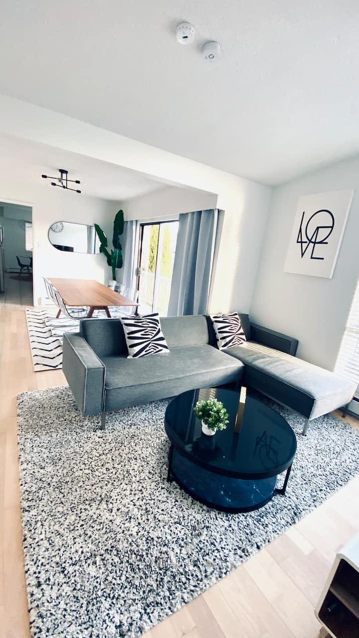 Beautiful Vancouver Special Home - Vancouver