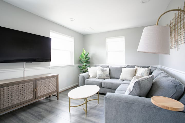 Luxury 3br+free Parking | 6-minutes To Monuments! - Arlington, VA