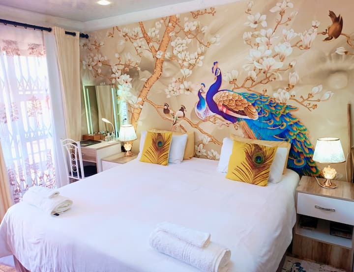 Queensburgh B&b - The King Suite - Queensburgh