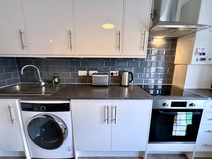 Elegent 2br City Apt Near Metro - Londres