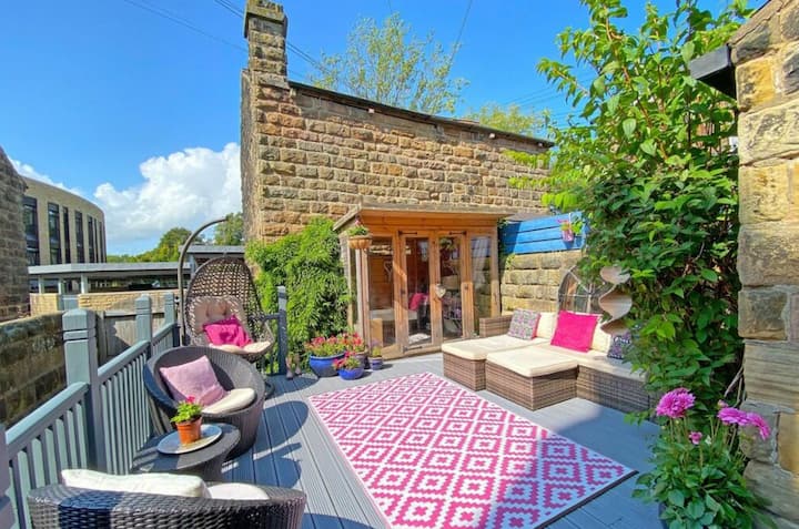 4 Bed Beautiful Weekend Break Home - Harrogate