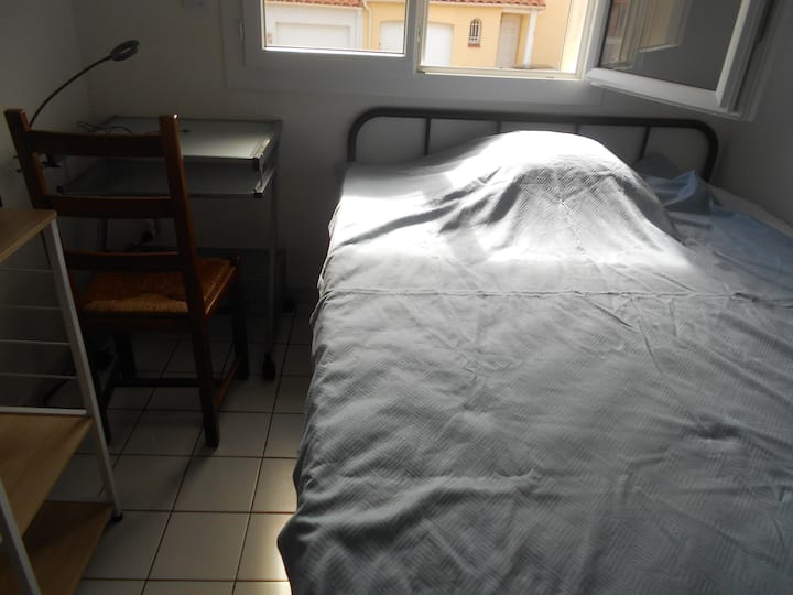 Loue Chambre Dans Maison - Perpignan