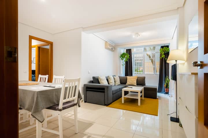 San Pages Apartment - Seville