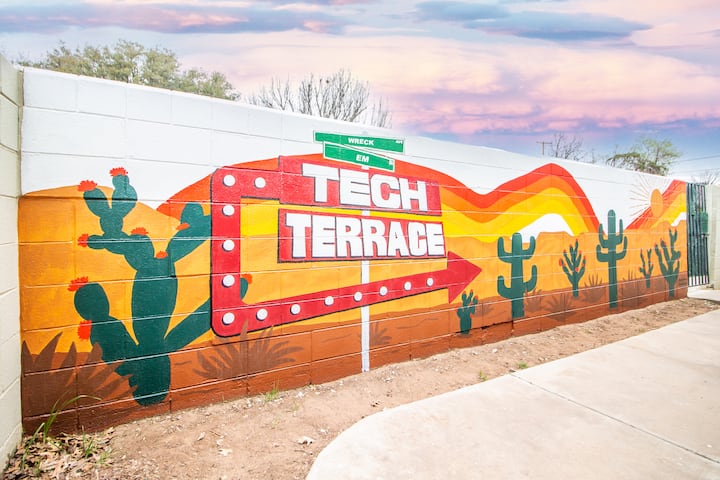 Westernway|kingqueen2twins|mural|techterrace - Lubbock, TX