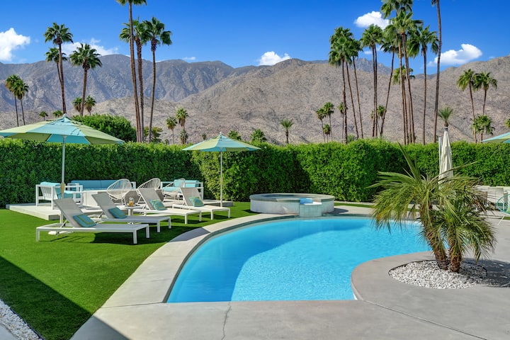 Stunning Midcentury View House - Palm Springs, CA