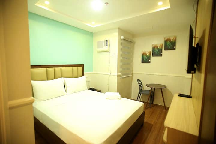 Pearl Standard Room - Castillejos