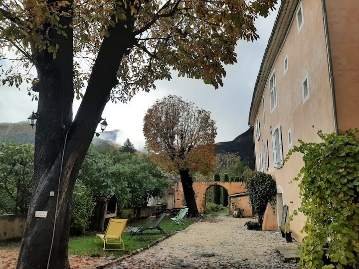 Séjournez Dans Un Ancien Fournil - Digne-les-Bains