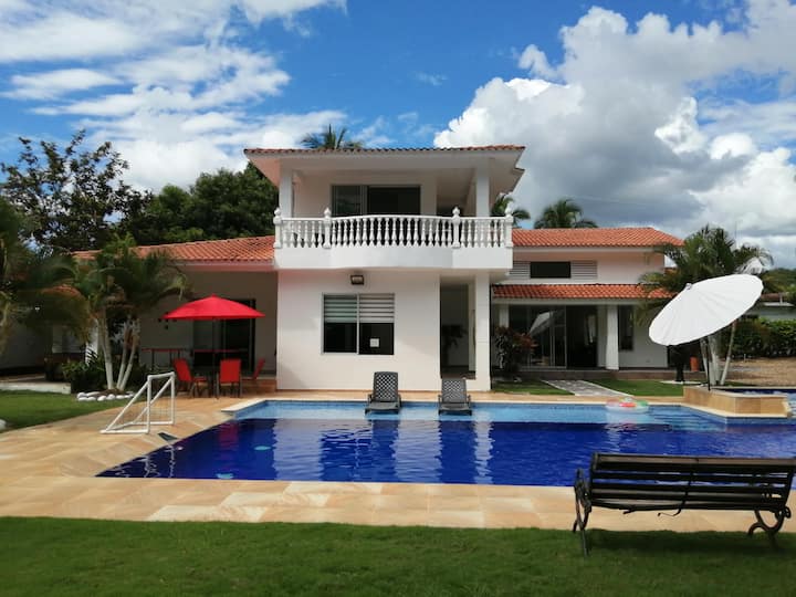 Casa Quinta Carmen De Apicala - Carmen de Apicalá