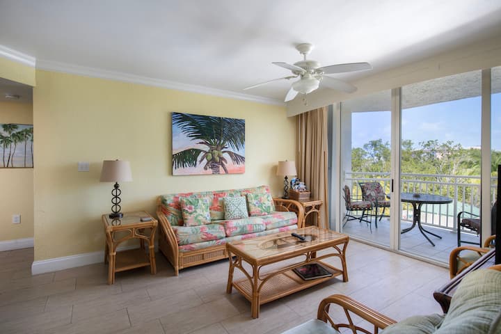 Sunrise 307-2br/2ba Condo Near Beaches With Pool, - Key West, FL