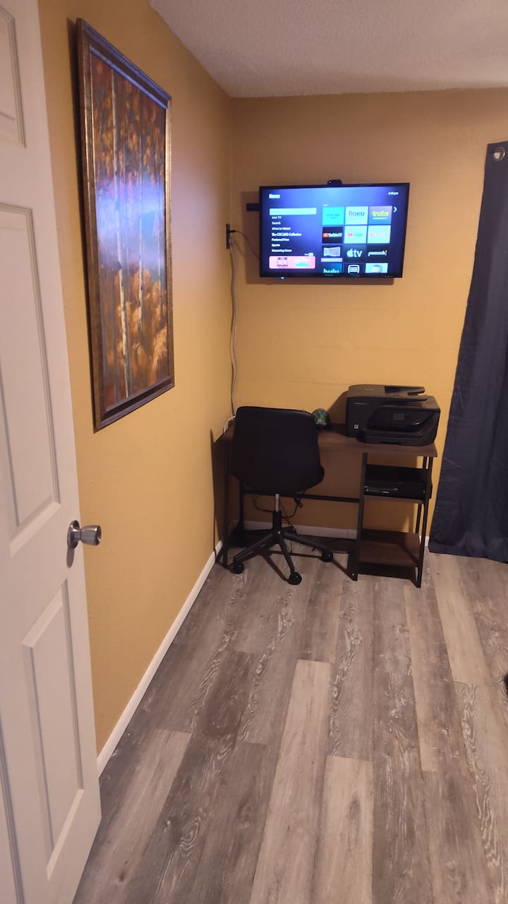 Venice Room - Venice, FL