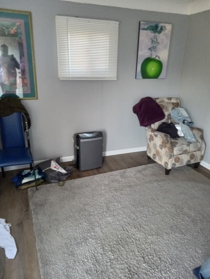 Cozy Home - Flint, MI