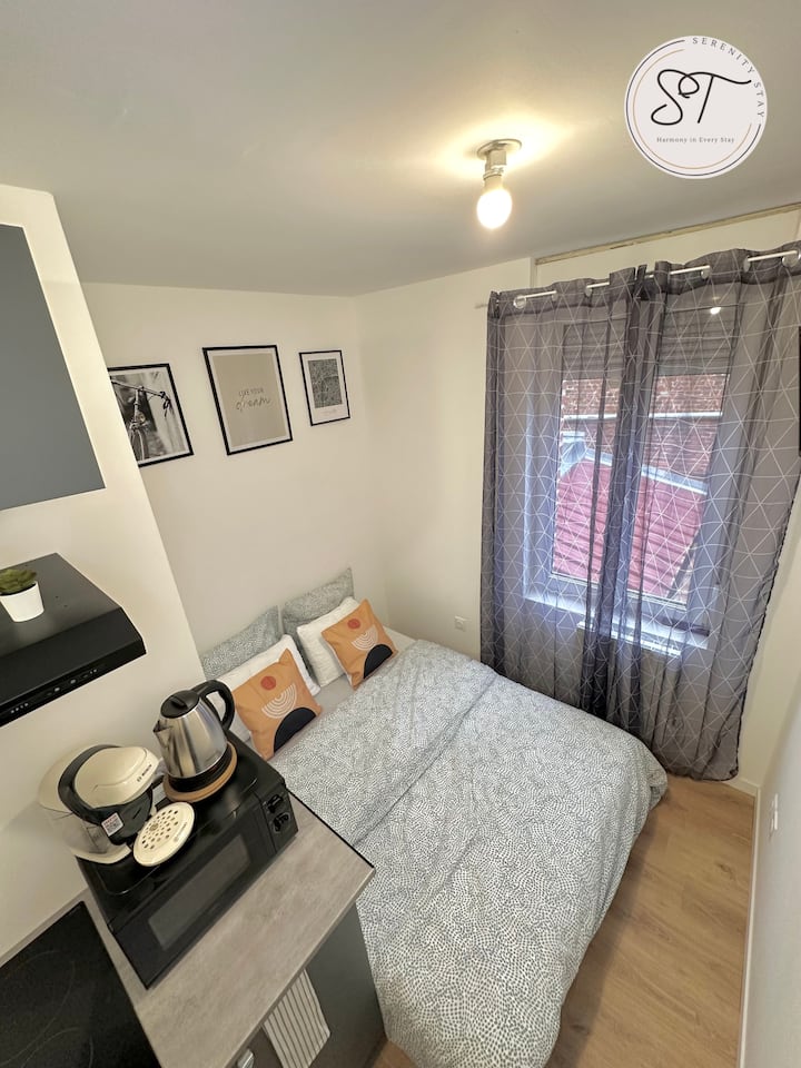 Cosy Studio -
 Serene Escape - Saint-Quentin