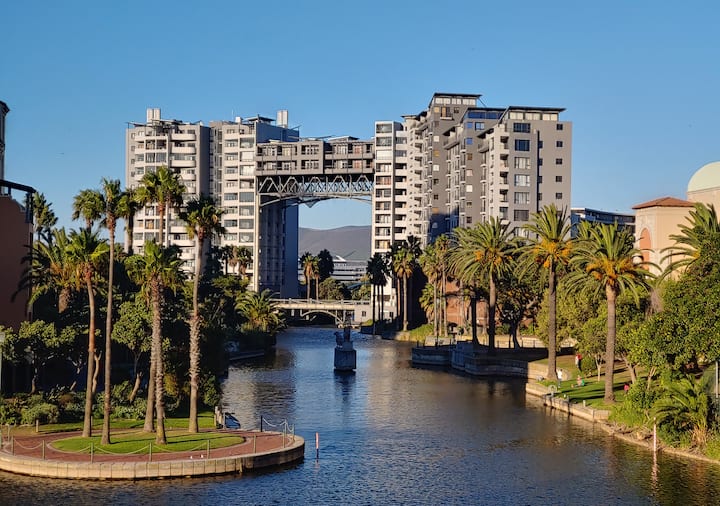 Knightsbridge Luxury Apartment Century City - Ctls - Cape Town