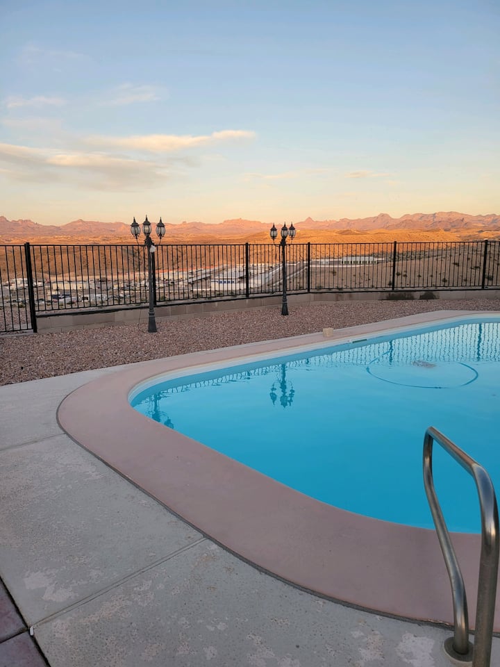 Bullhead River View Pool House - Laughlin, NV