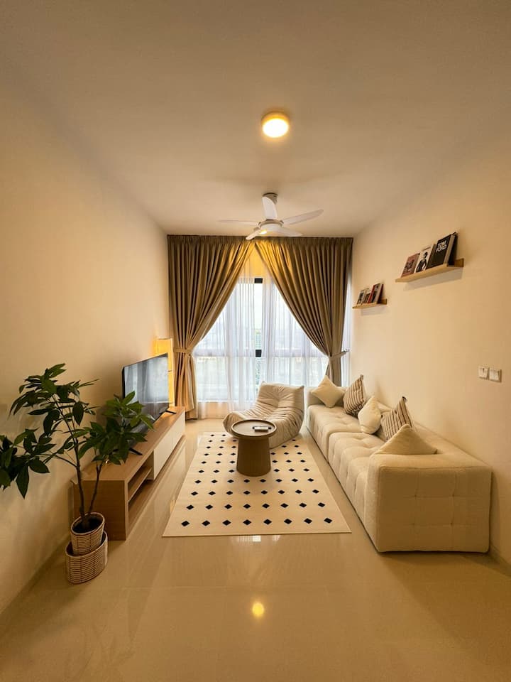 Awesome 2r1b For 1 To 4 Pax - Kl Cheras Ikea - Kuala Lumpur