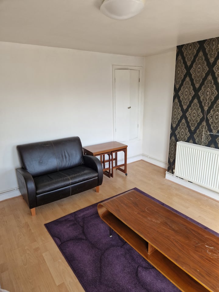 1 Bedroom Flat Central Reading - Henley-on-Thames