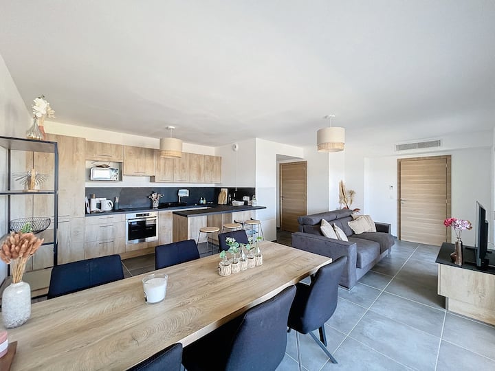 Appartement - Résidence Neuve Avec Piscine - Calvi