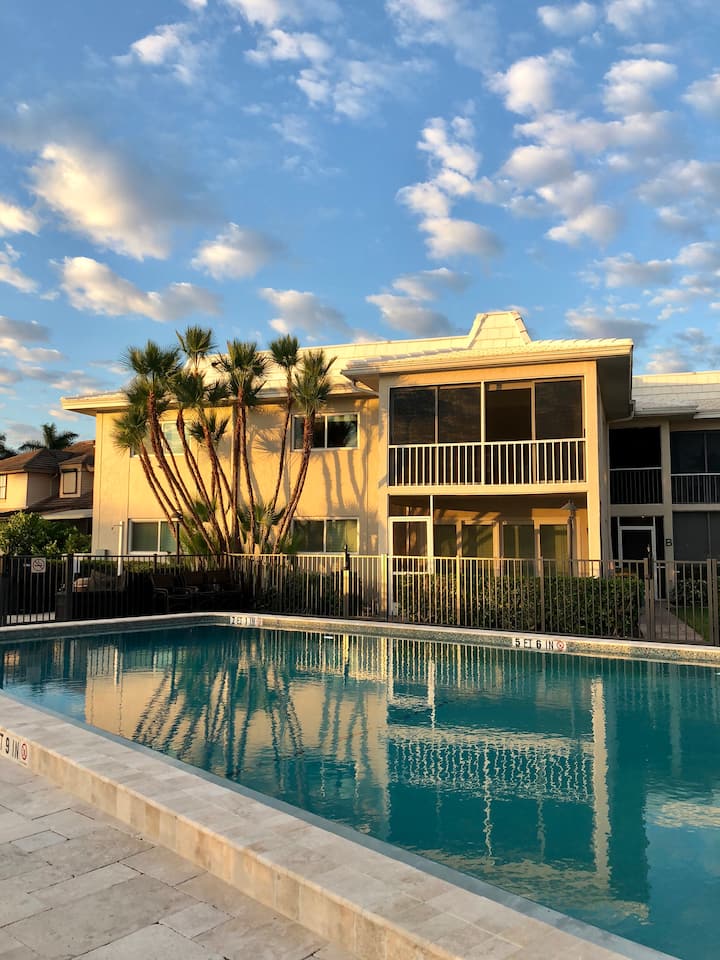 Rare Find: 2nd Floor Parkshore Condo With A View - Naples, FL